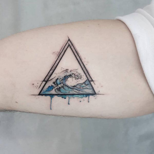 185 Wave Tattoo Designs and Ideas For Those Who Love Ocean - Tattoo Me Now