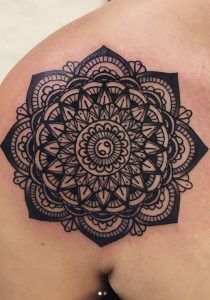 85 Unique Cancer Zodiac Tattoos to Compliment Your Body and Personality ...