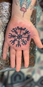100 Captivating Palm Tattoos for Men and Women - Tattoo Me Now