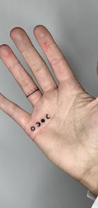 100 Captivating Palm Tattoos for Men and Women - Tattoo Me Now
